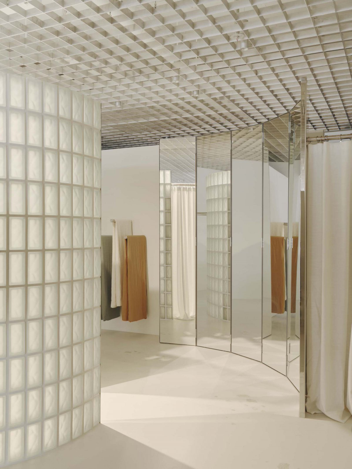 YINJISPACE - Pattern Studio x Deiji Studios Flagship Store